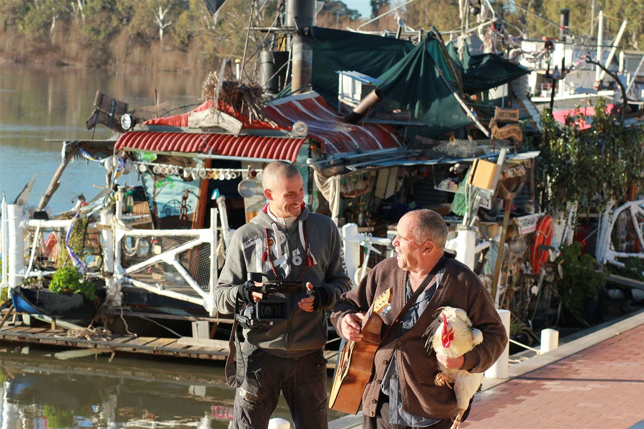 The director – Le Réalisateur – The Chookman